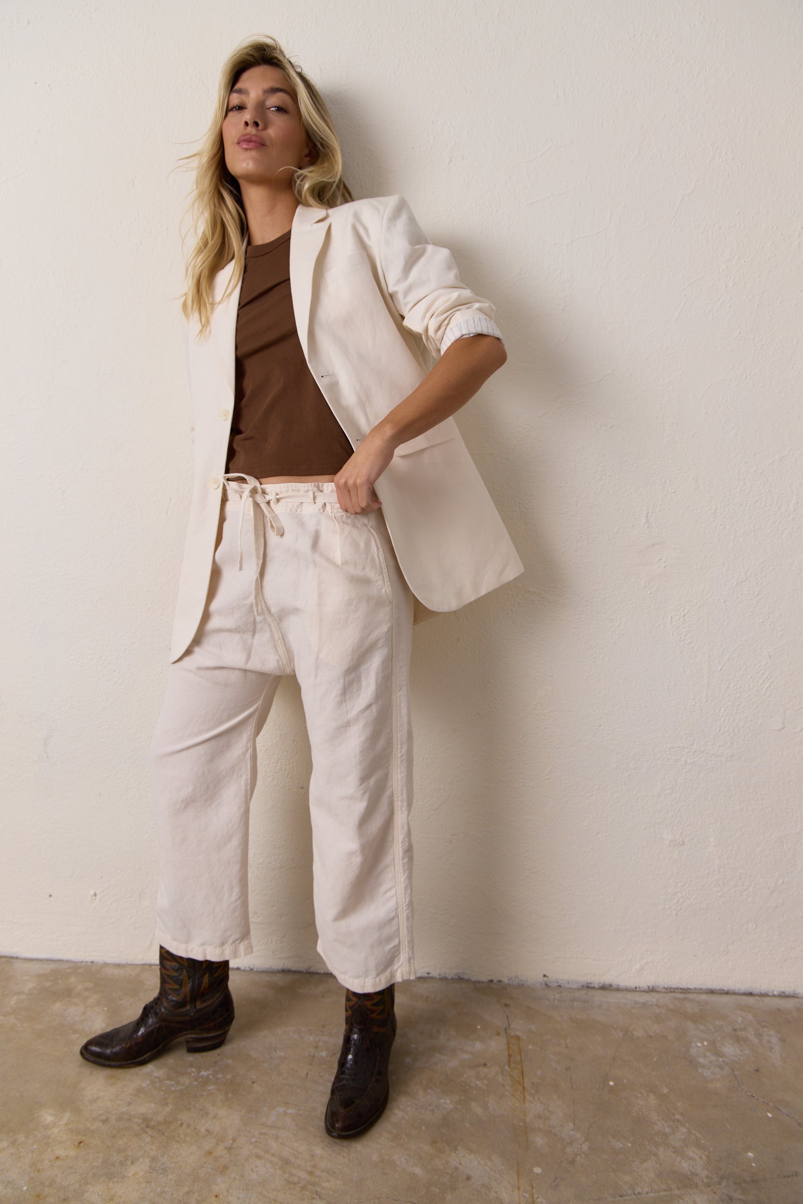 AKARI CROP LINEN COTTON TIE PANT / IVORY – NSF Clothing